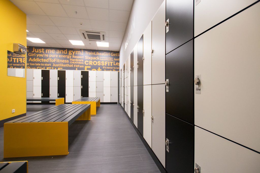 Producent systemowych kabin sanitarnych do WC oraz szafek i wyposażenia ...